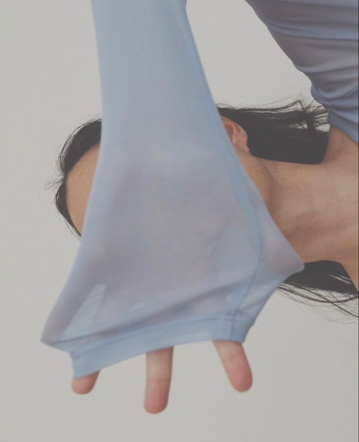 YOUR ROOT AWAKENING – Aéde